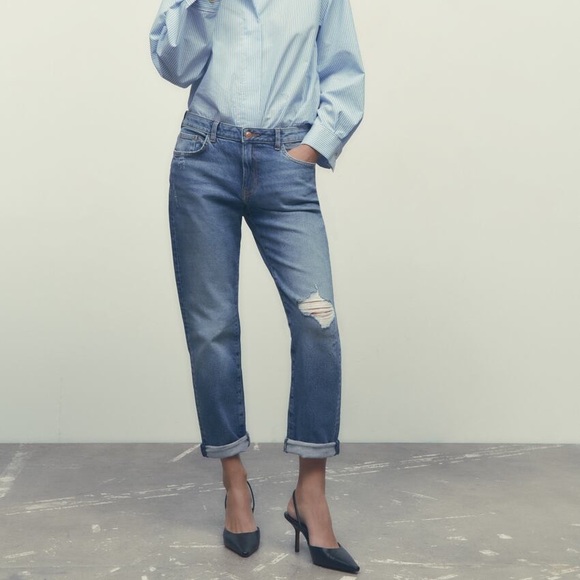 Zara | Jeans | Zara Relaxed Fit Distressed Ripped Low Rise Ankle Length ...